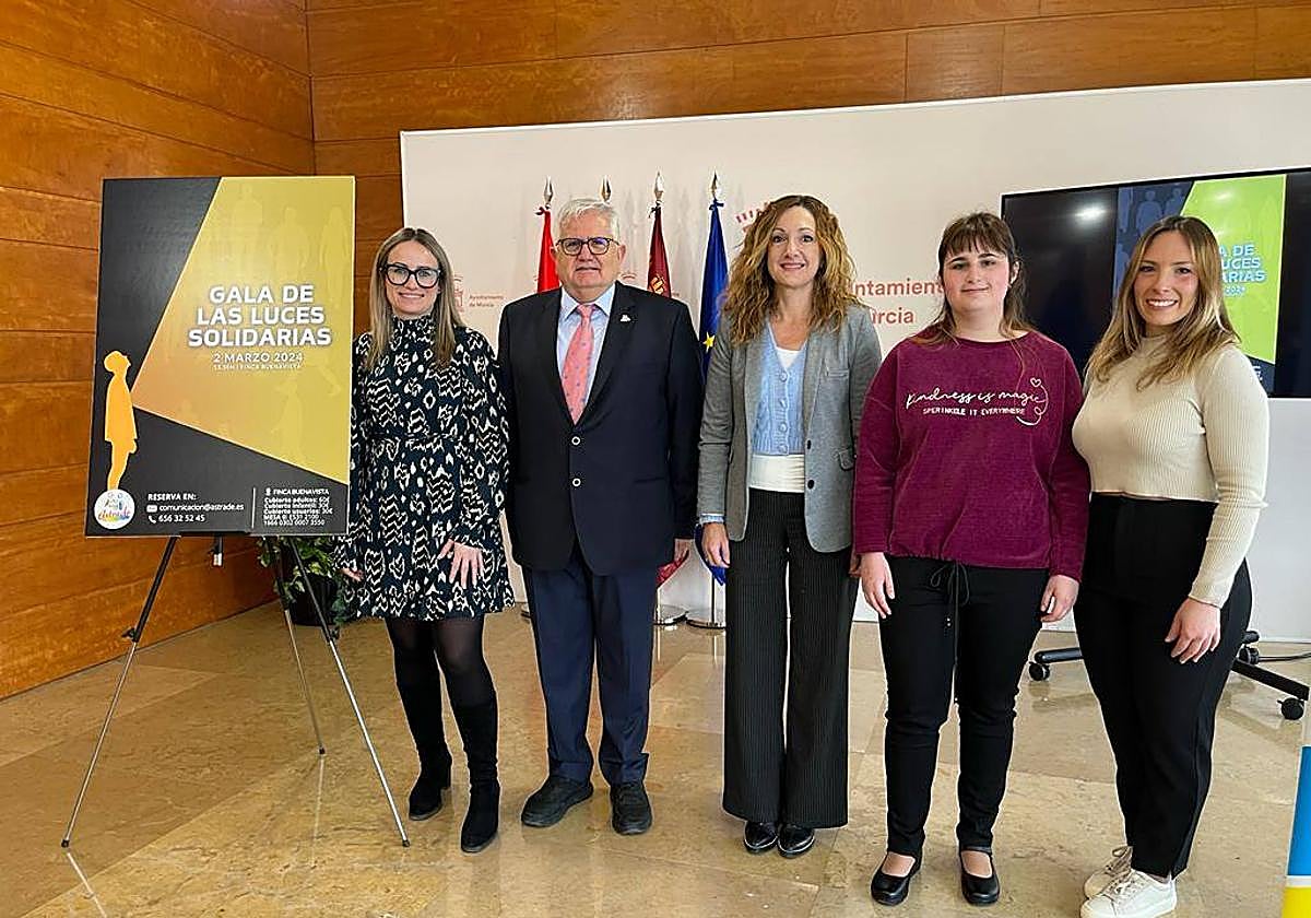 Astrade premia a LA VERDAD por su compromiso con las personas con autismo | La Verdad